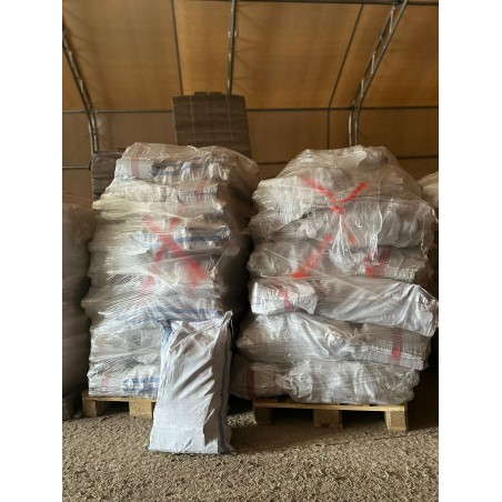 BRITEBURN Hazelnut Shell Pini Kay Briquettes - FREE DELIVERY